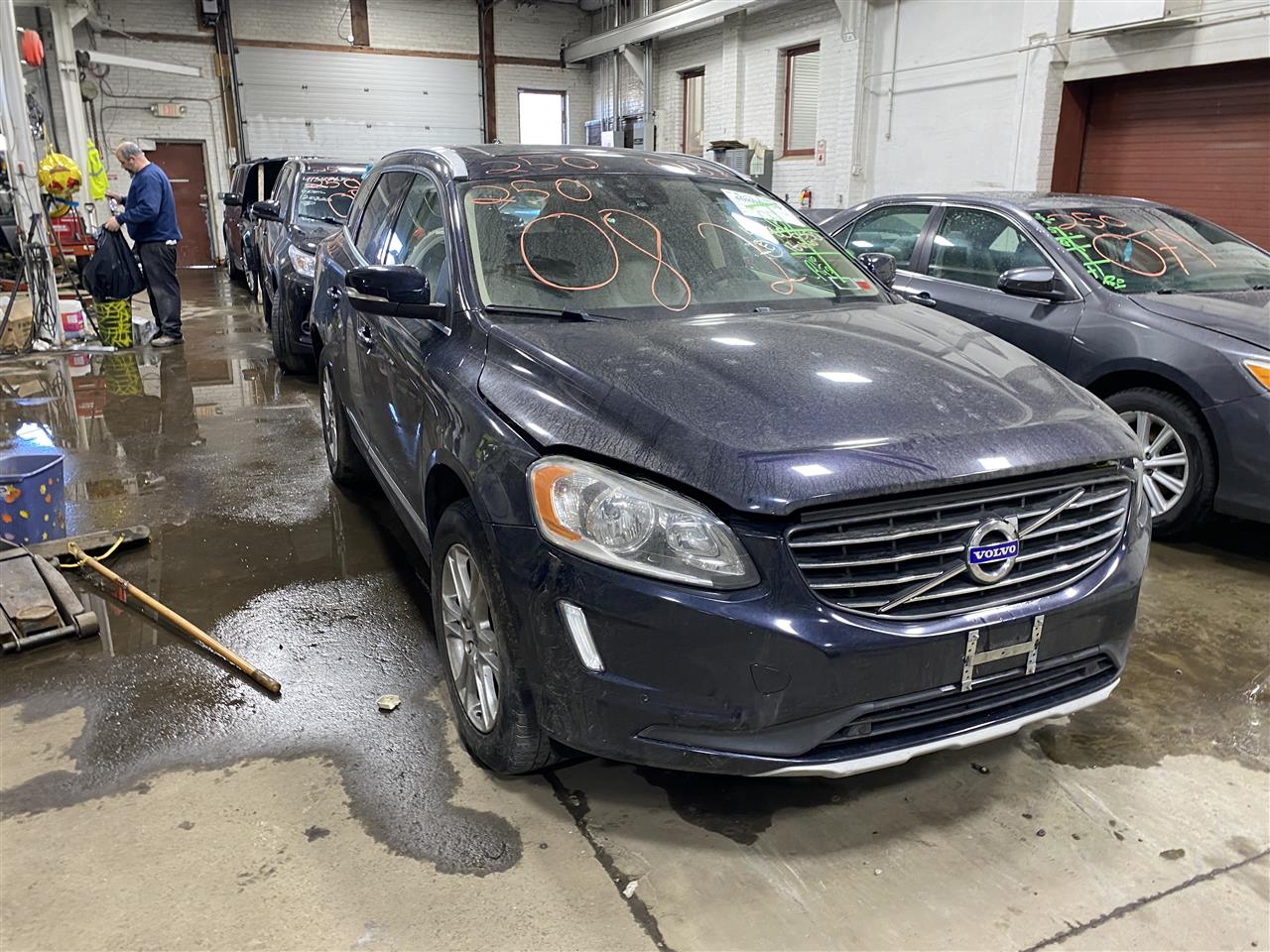 Console Volvo XC60 2016 16 - 1387136 – Tom's Foreign Auto Parts