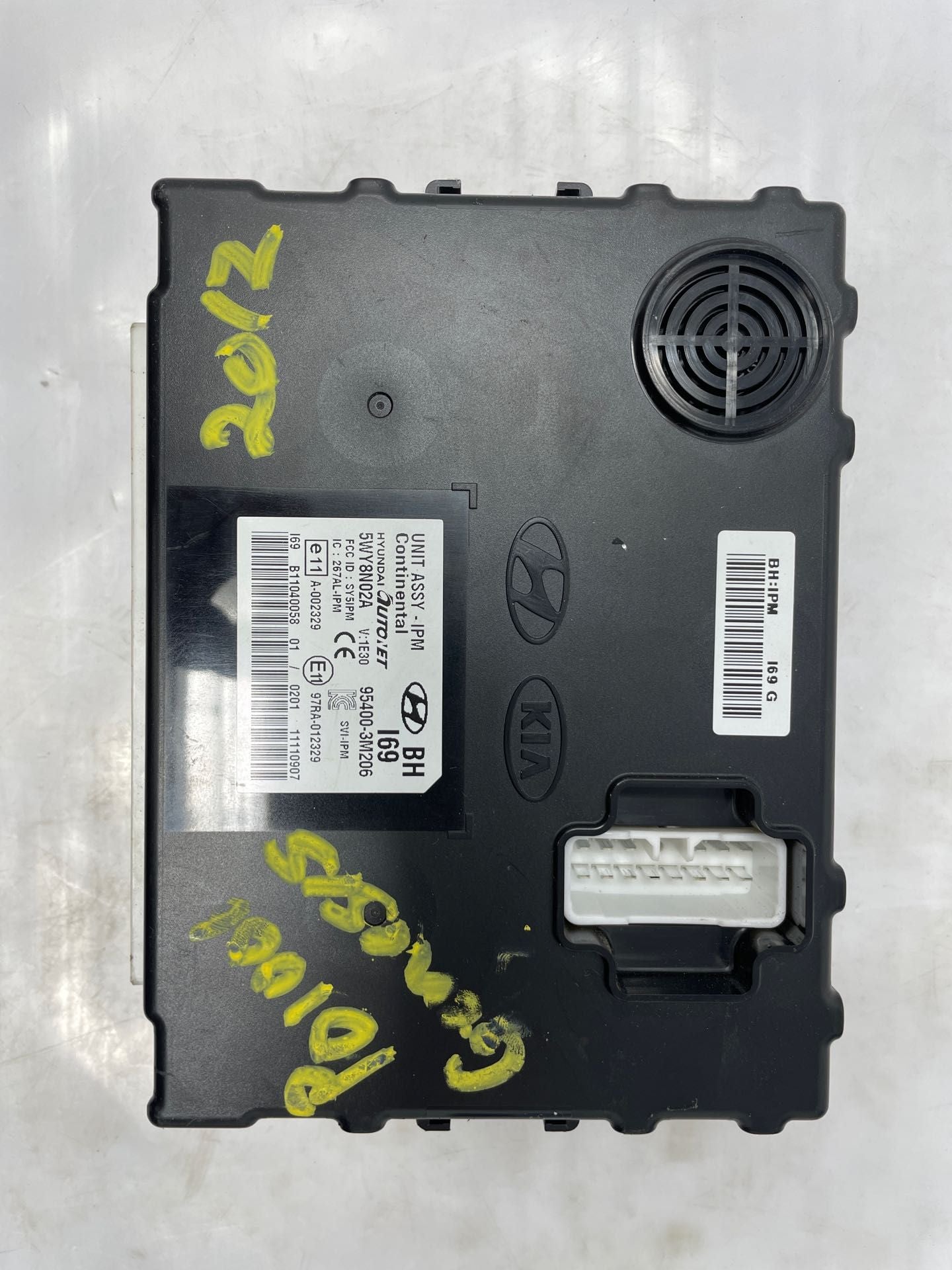 BODY CONTROL MODULE BCM COMPUTER Hyundai Genesis 11 12 13 14 - NW32220 ...