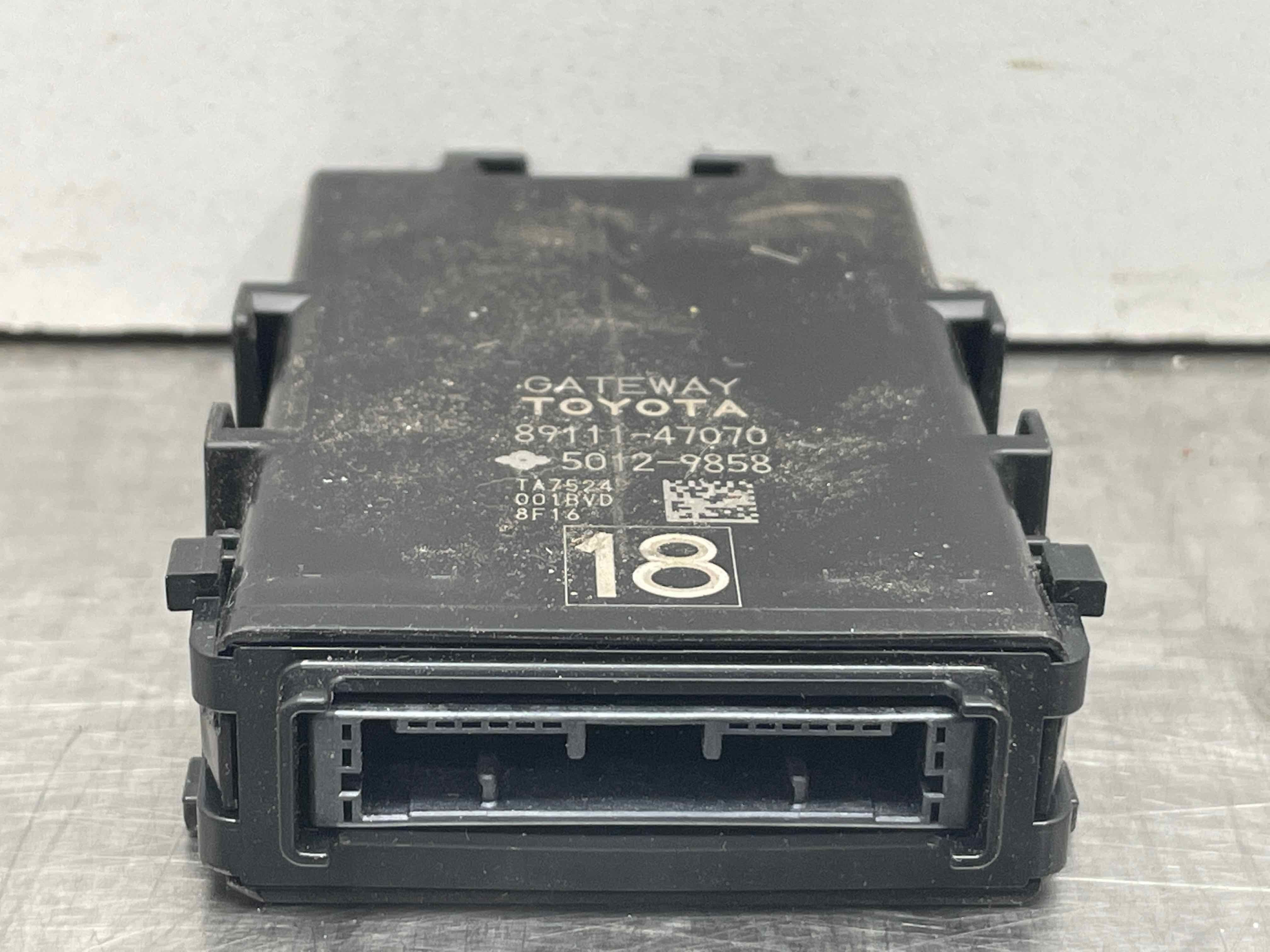 Computer Toyota Prius 2018 - NW439970 – Tom's Foreign Auto Parts