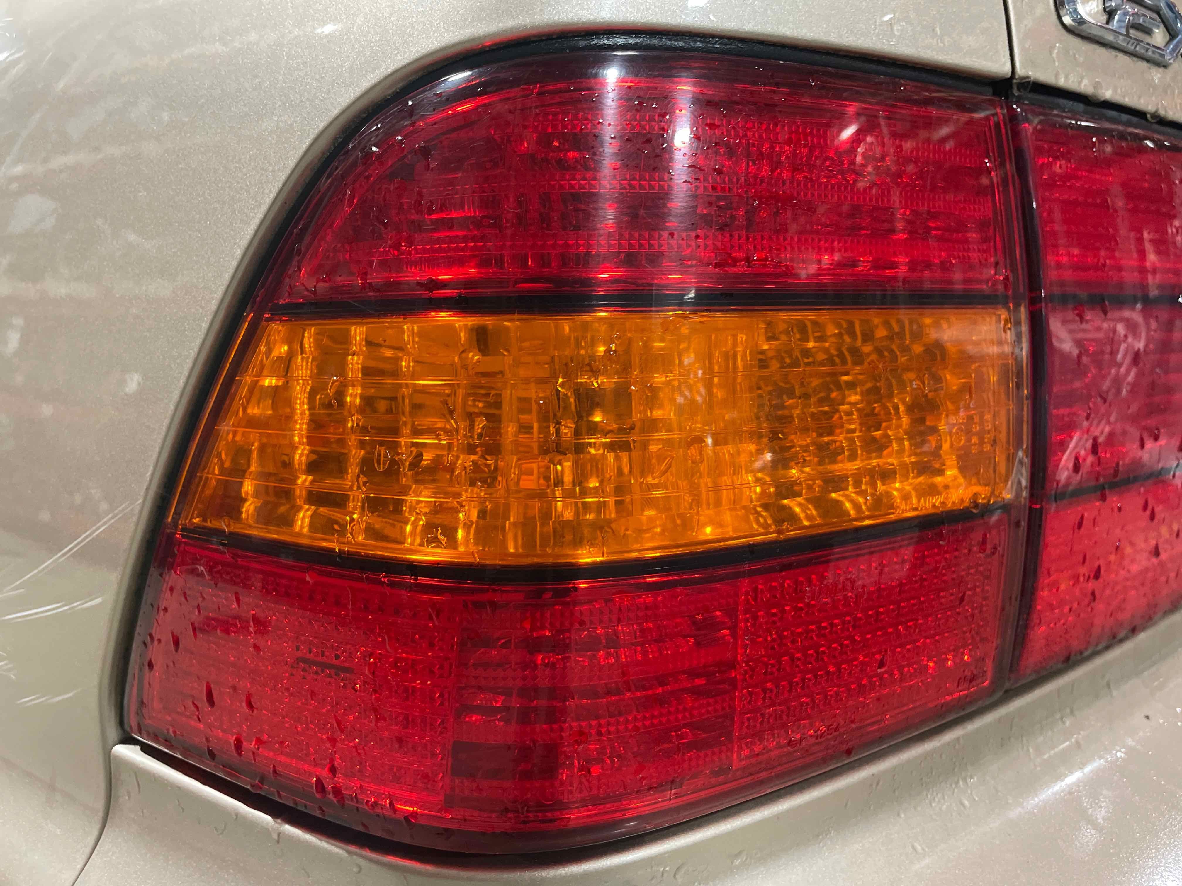 Tail Lamp Light LEXUS LS400 2000 - NW462226 – Tom's Foreign Auto Parts