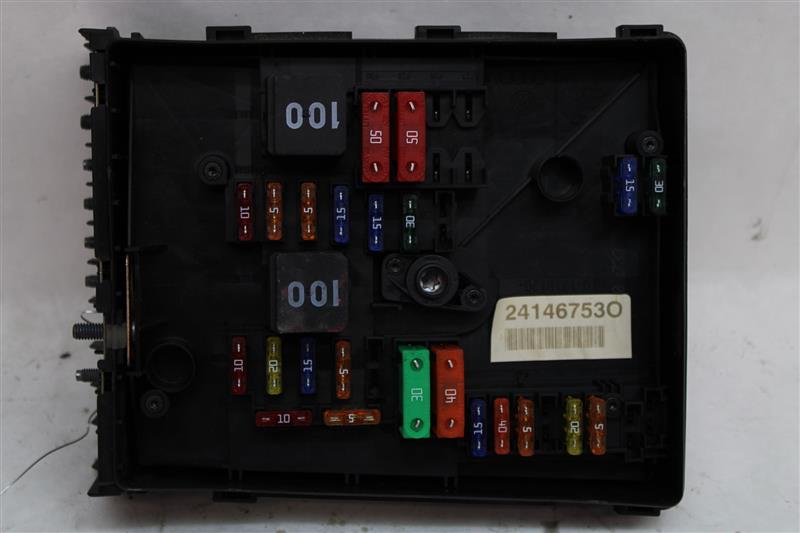 FUSE BOX Beetle Golf Golf Cabriolet Golf GTI Jetta R32 Rabbit 00-14 ...