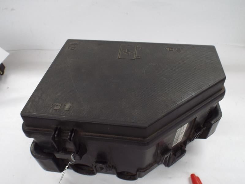 Fuse Box Chevrolet Traverse 2012 - MRK453710 – Tom's Foreign Auto Parts